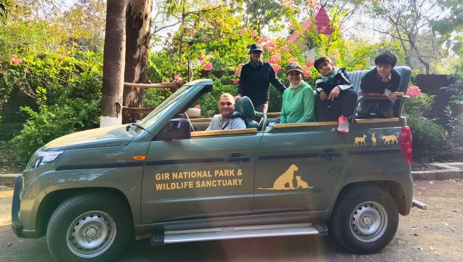 Gir Safari Booking | Devalia Safari Booking | Gir National Park Safaris